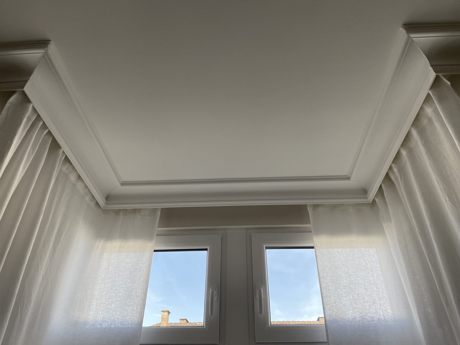 Prix au m2 d'un faux plafond : combien prévoir ? | Ynspir